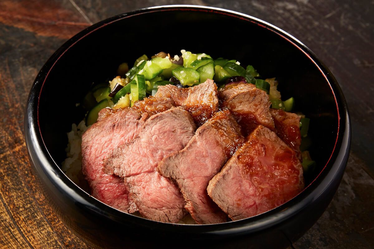 Japanese style Roast Beef with Rice and Vegetables